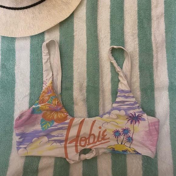 Hobie | Swim | Hobie Floral Bikini Top With Tropical Print | Poshmark